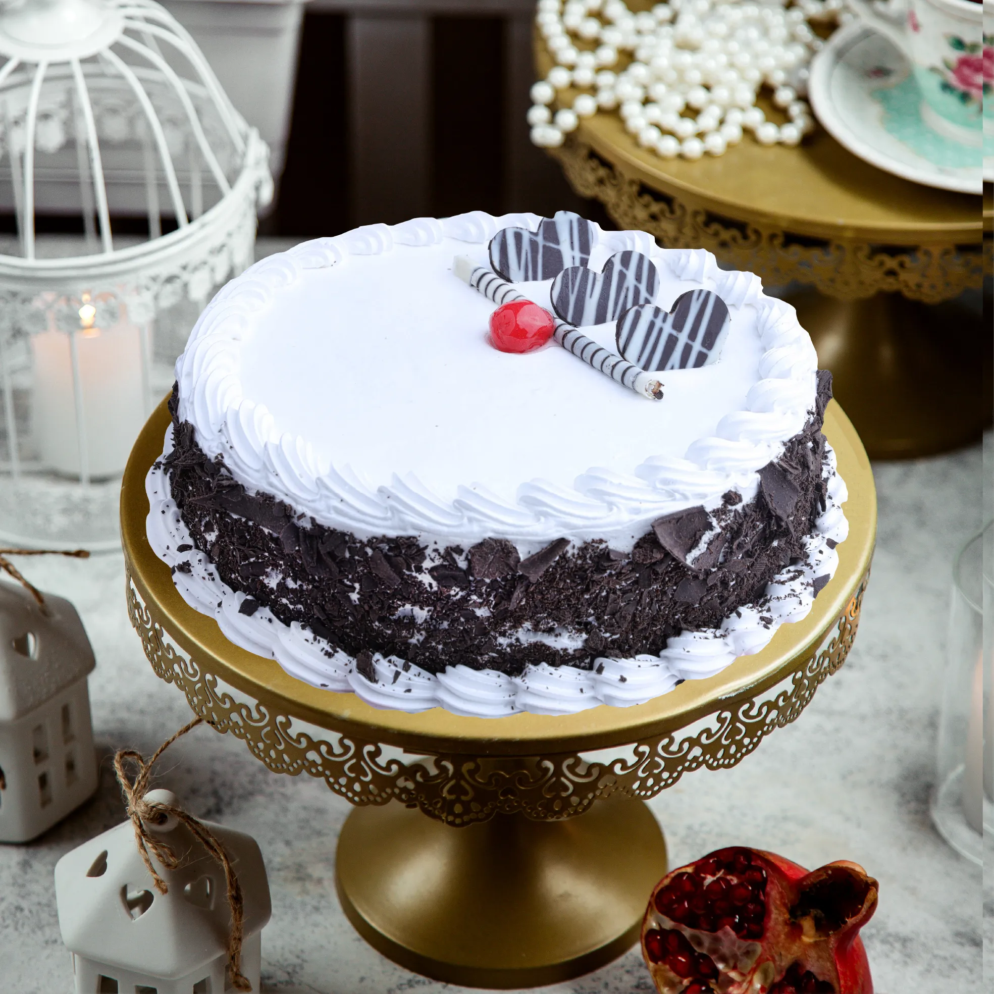 FB Cakes | Offer Now (Buy 1 kg Get 1/2 kg Free!)